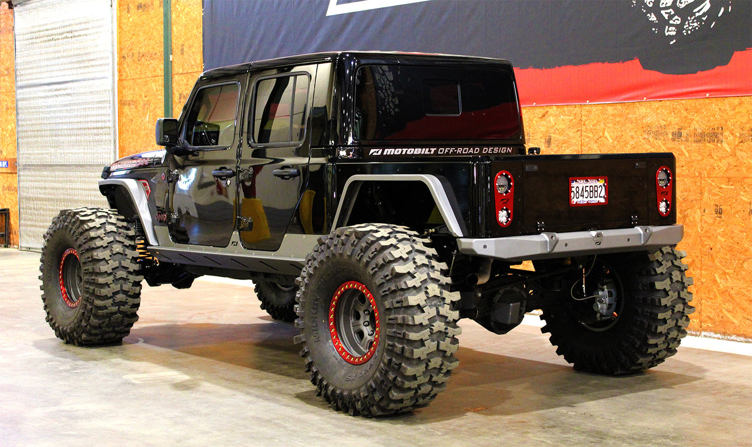 Bobbed Replacement Bed for Jeep Gladiator — HighLift Off-Road